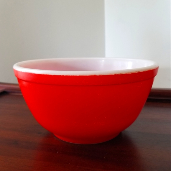 Pyrex | Kitchen | Vintage Pyrex Primary Red Bowl | Poshmark